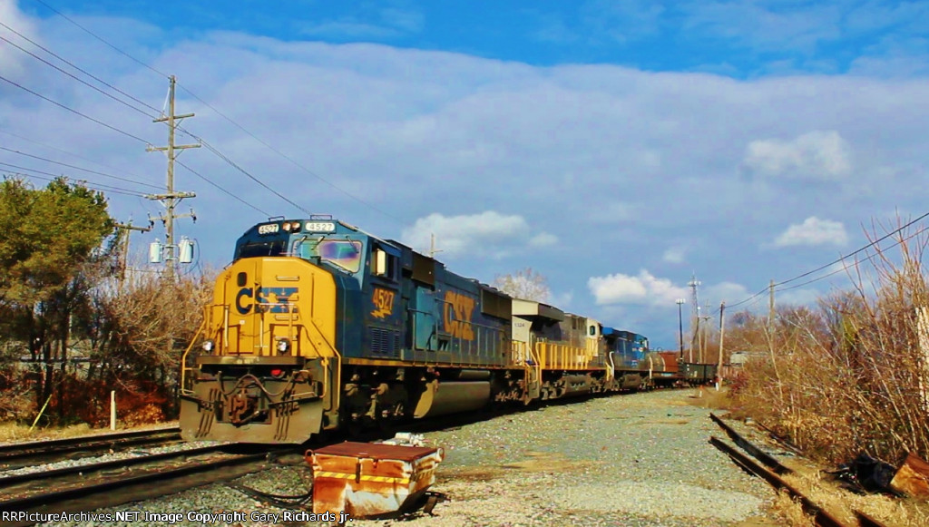 CSX 4527, CREX 1324, & CEFX 1043